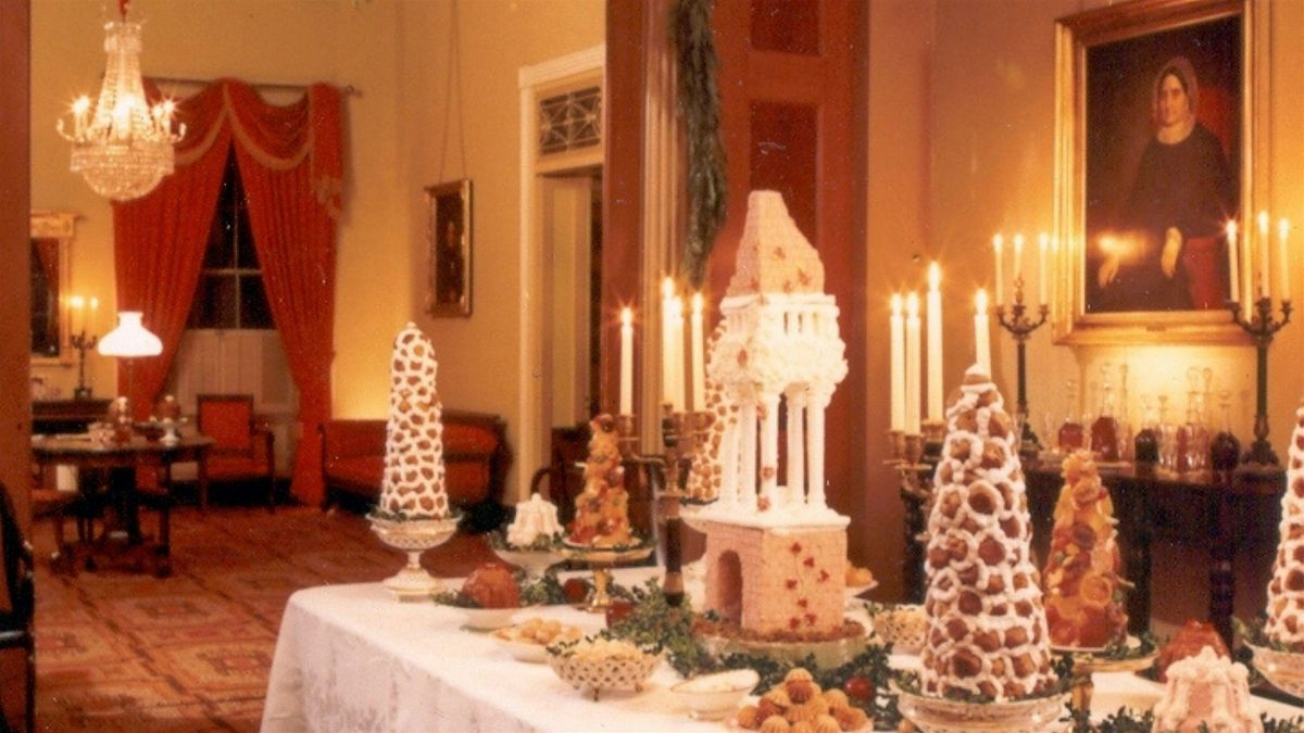 LAST CHANCE: Creole Holiday Candlelight Tours at Hermann-Grima House ...