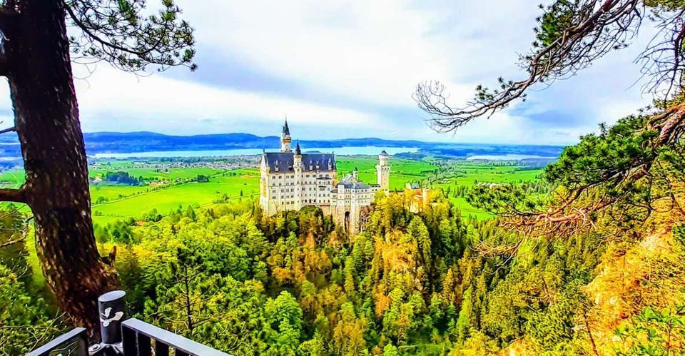 Neuschwanstein Castle Day-Trip from Munich, Dachauer Straße 4, 80335 ...