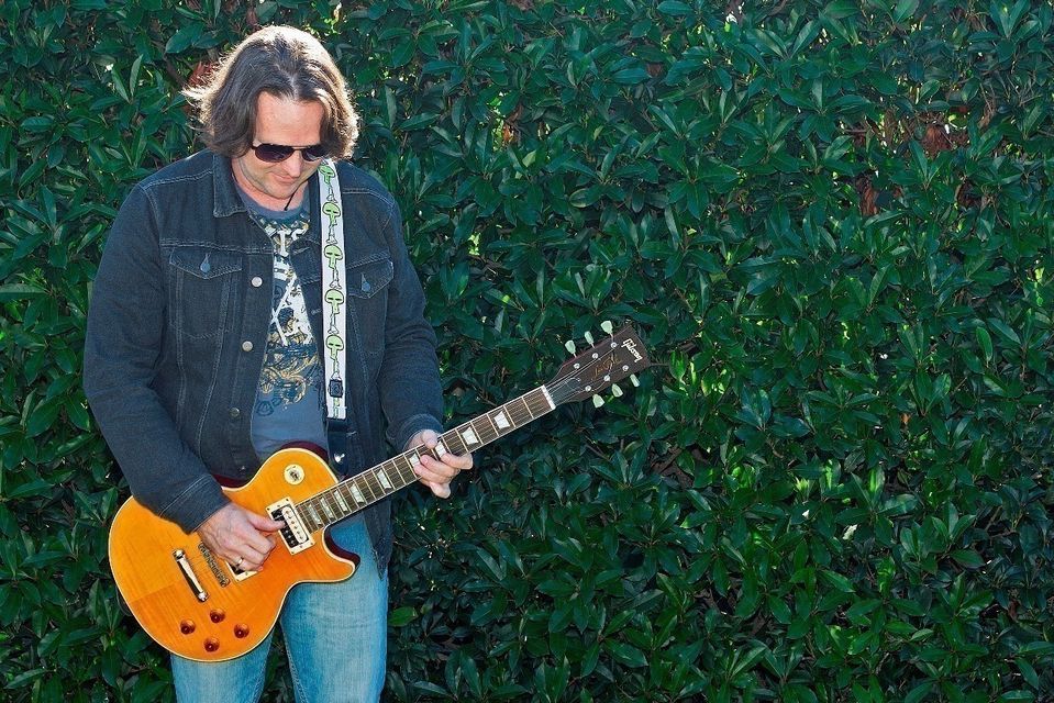 Murray Byfield @ Windsor Castle Hotel, Windsor Castle Hotel, East ...