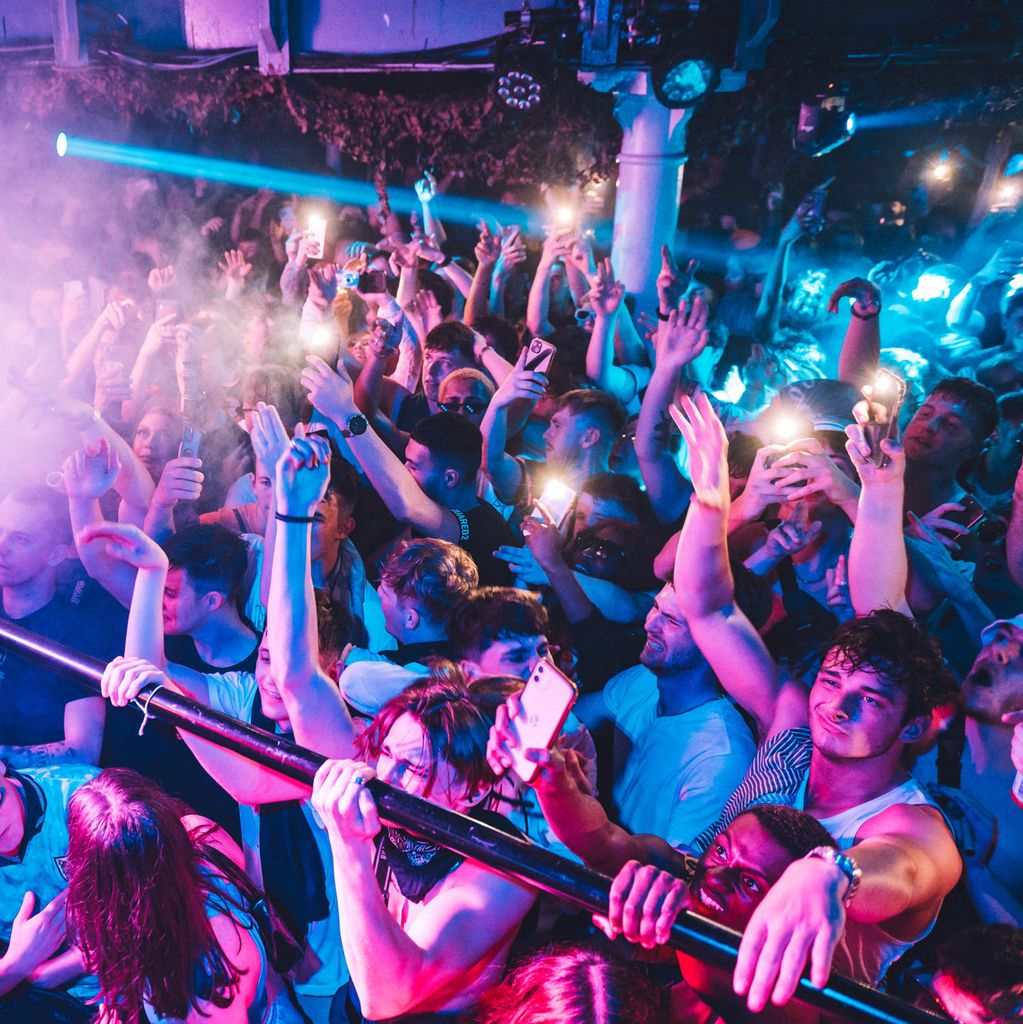 Shutdown: Napes & Flowdan, Frenetic, Scuffed, Lakota, Bristol, 18 ...