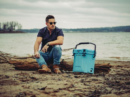 Adam Calvert at Dat Cajun Place, Dat Cajun Place, Panama City, 31 March ...