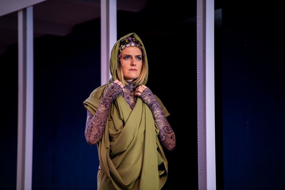 Ismene, Schwester von... - Monolog von Lot Vekemans, Wachauarena Melk ...