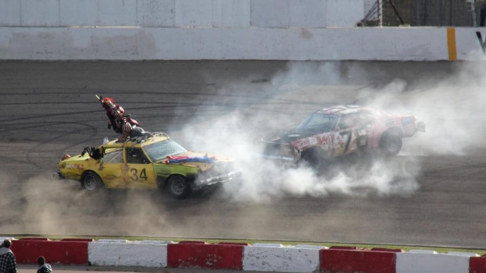 The ULTIMATE Enduro & Run Your Junk Point Finals, Sutherland Automotive ...