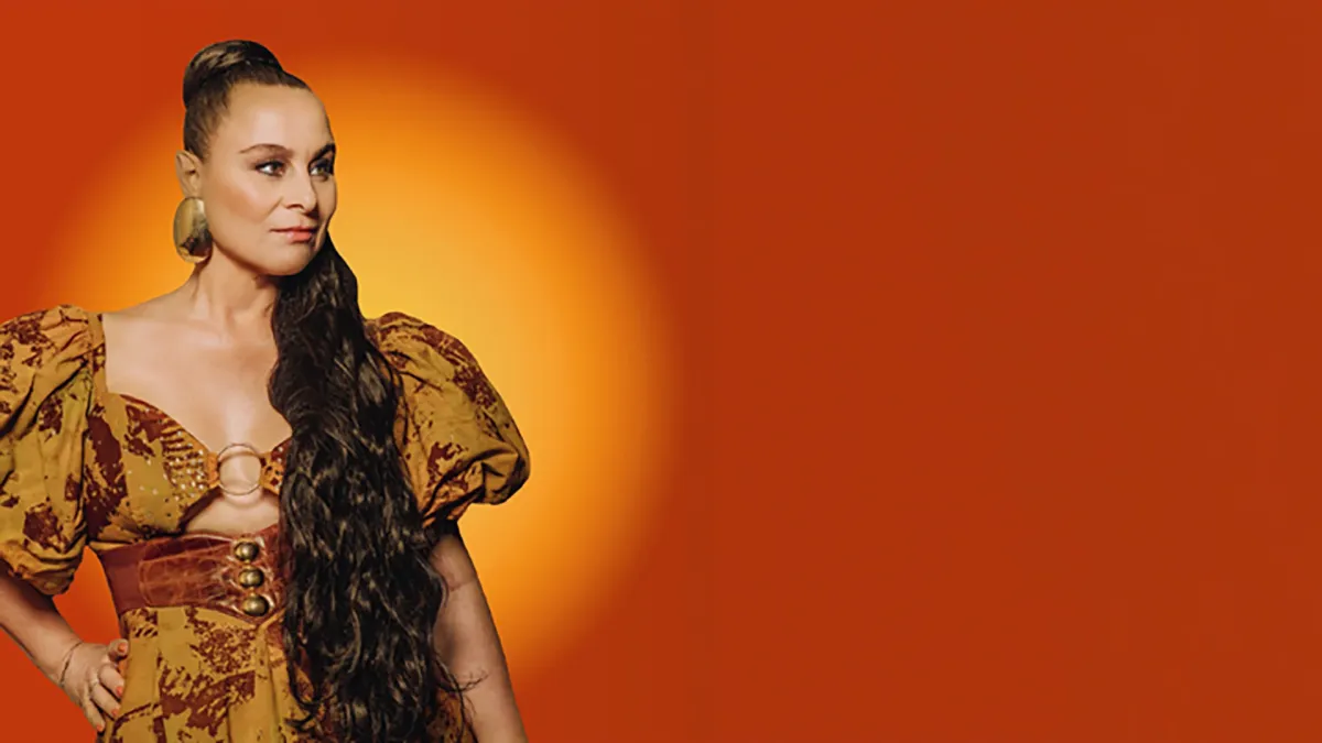 Trijntje Oosterhuis in Roermond, Van der Valk Theaterhotel De Oranjerie ...