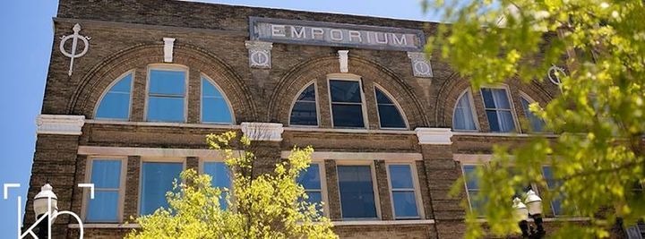 Elza Gate at First Friday Knoxville, The Emporium Center, Knoxville, 2 ...