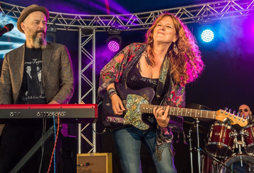 Debbie Bond at Bletchley Blues Club, Bletchley Blues Club, 9 August 2022