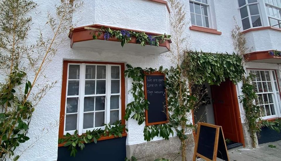 WL4 | GODOLPHIN/TREGONNING CIRCULAR, Godolphin House, Helston, 16 March ...