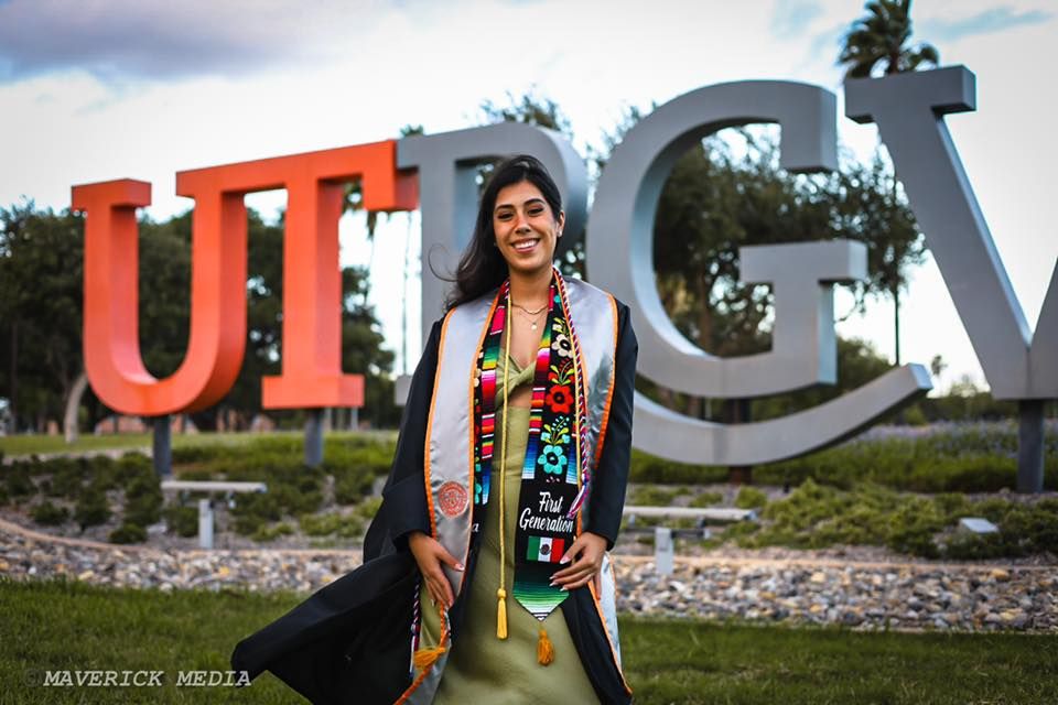 BOOK YOUR GRAD PHOTO SESSION!, UTRGV - The University of Texas Rio ...
