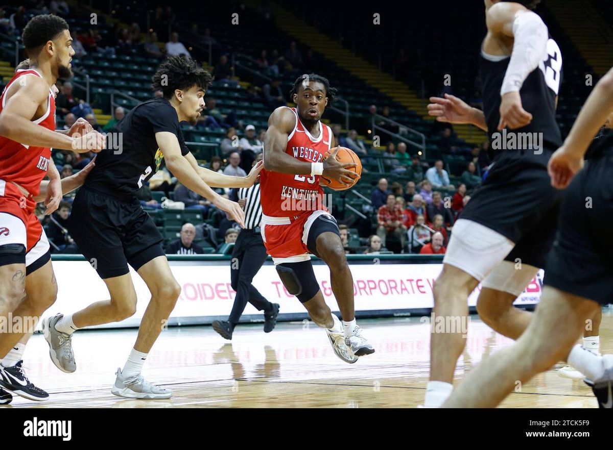 Wright State Raiders at Kentucky Wildcats Mens Basketball, Rupp Arena ...