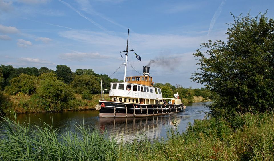 Ellesmere Port to Garston Docks Cruise - The Lord Stalbridge Cruise (3 ...