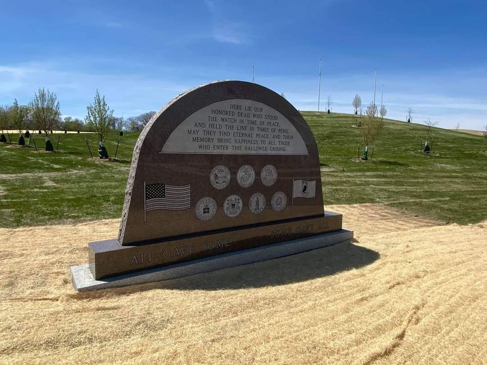 Glod Star memorial monument dedication, Veterans Memorial Park Sioux Falls, 25 September 2022