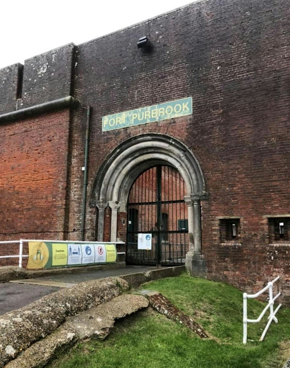 Ghost Hunt at Fort Purbrook, Fort Purbrook Activity Centre, Portsmouth ...