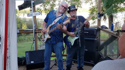 Back rocking the Ritz on the River, Ritz On The River, Chippewa Falls ...