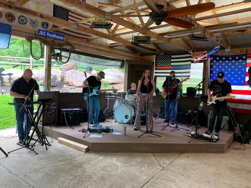 Your Moms Hot Returns to Tavern on the Rocks!, Tavern On The Rocks ...