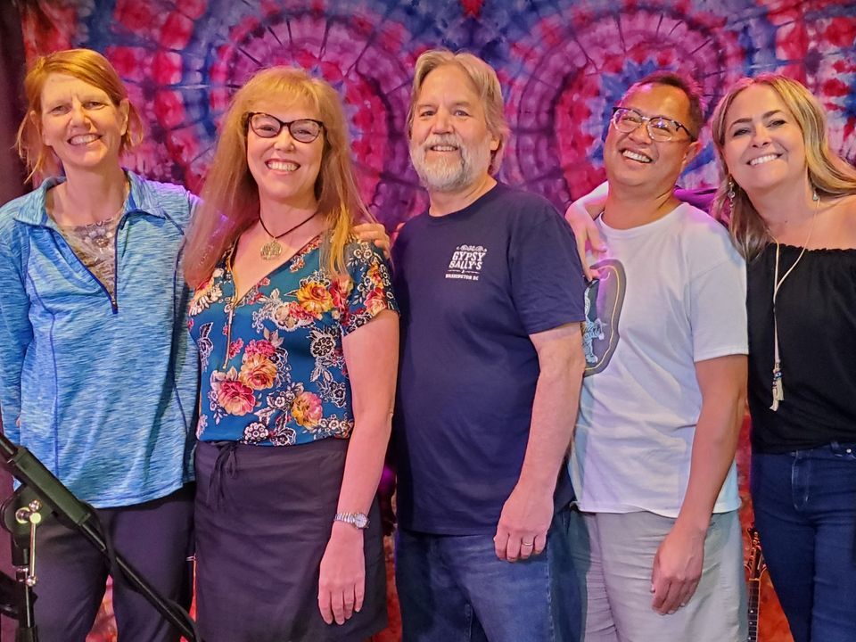 Colleen n Crew @ Clare and Dons Beach Shack, Clare and Don's Beach ...