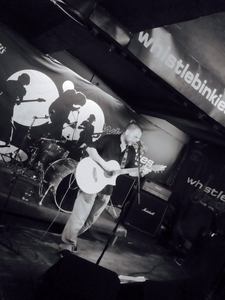 Mark McCluskey at the Castle Inn Dirleton, Castle Inn Direlton, North ...