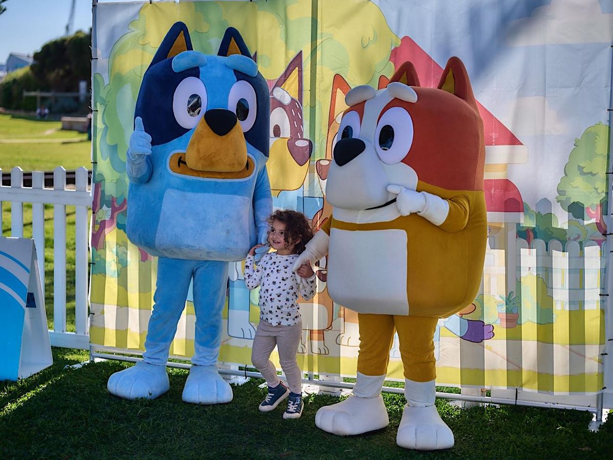 BLUEY & BINGO MEET & GREET Western Australian Dragon Boat Festival 2023, Bathers Beach ...