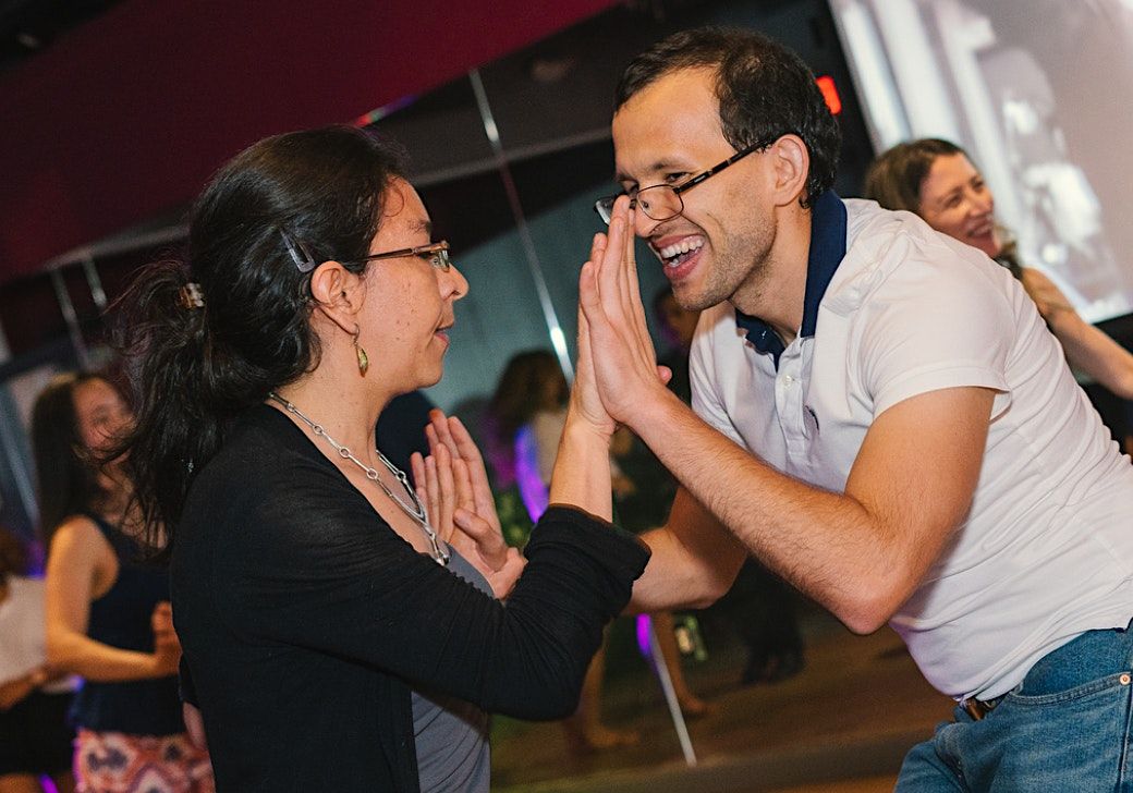 TRADITIONAL BACHATA PERFORMANCE CHALLENGE with ACIELA, The Salsa With ...