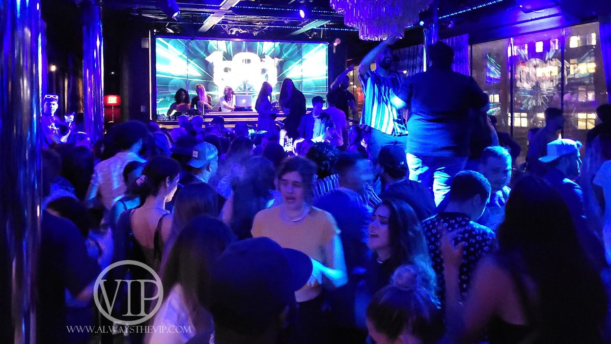 Sunset Saturday PHD Rooftop Day Party - Bottle Service Reservations ...