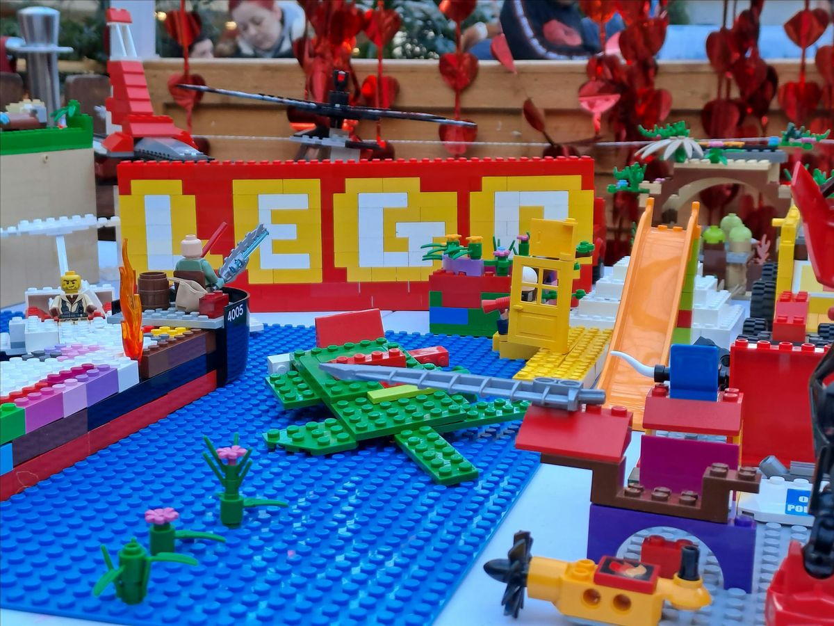 Brick Ideas - Family Lego Workshops, Chantry Centre, Andover, 12 ...