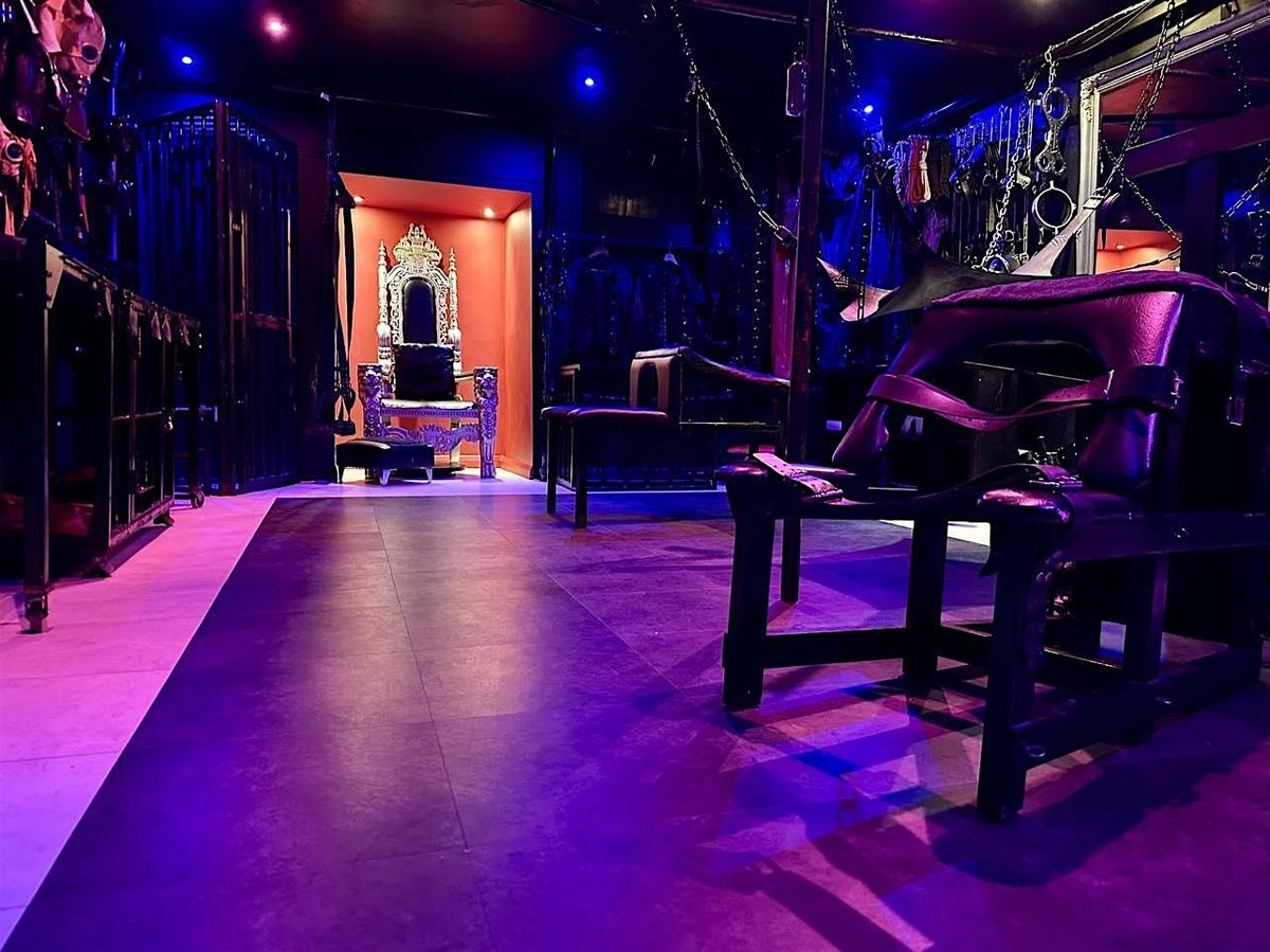 Blue Door Dungeons Open House Tour, Dungeon BlueDoor, London, 2 July 2024