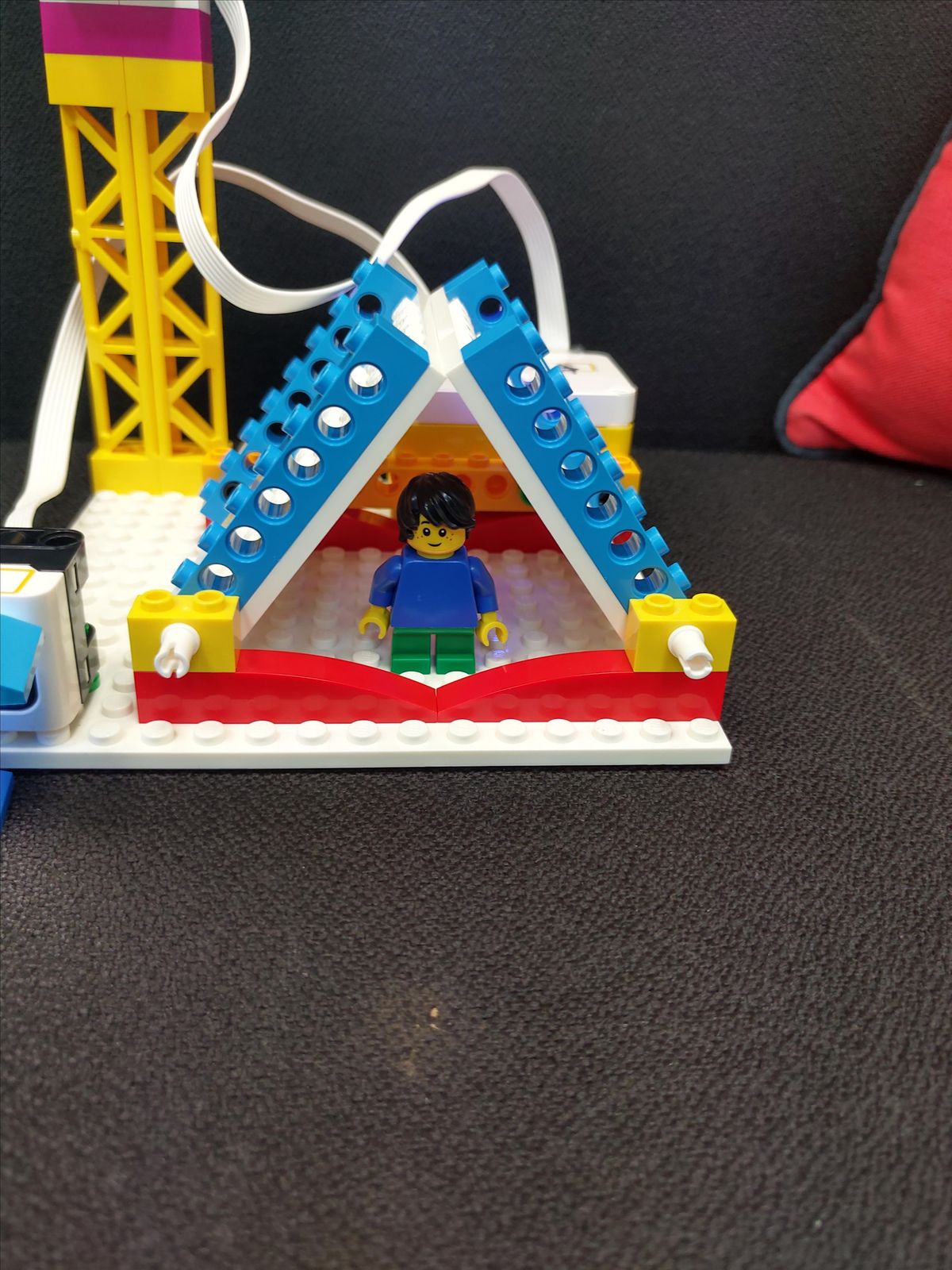 Lego RoboTechs - Great Adventures - Animal Alarm, Camden Town Library ...