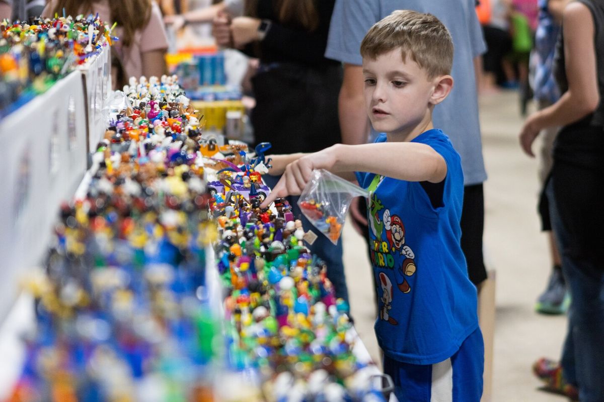 Brick Convention - Lego Fan Event - Sunday Morning at Century II ...
