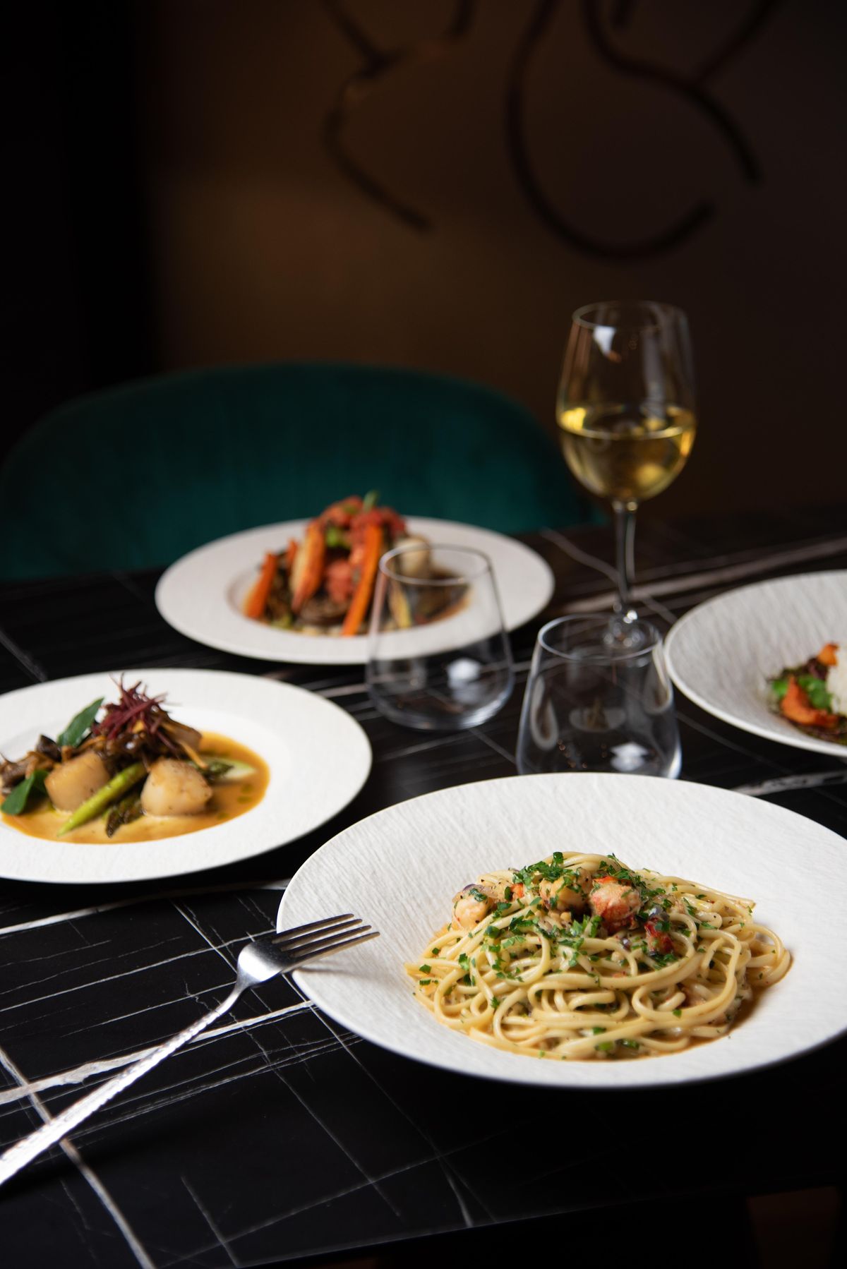 New Years Eve Live Music Dinner, Boudica London, 31 December to 1 January