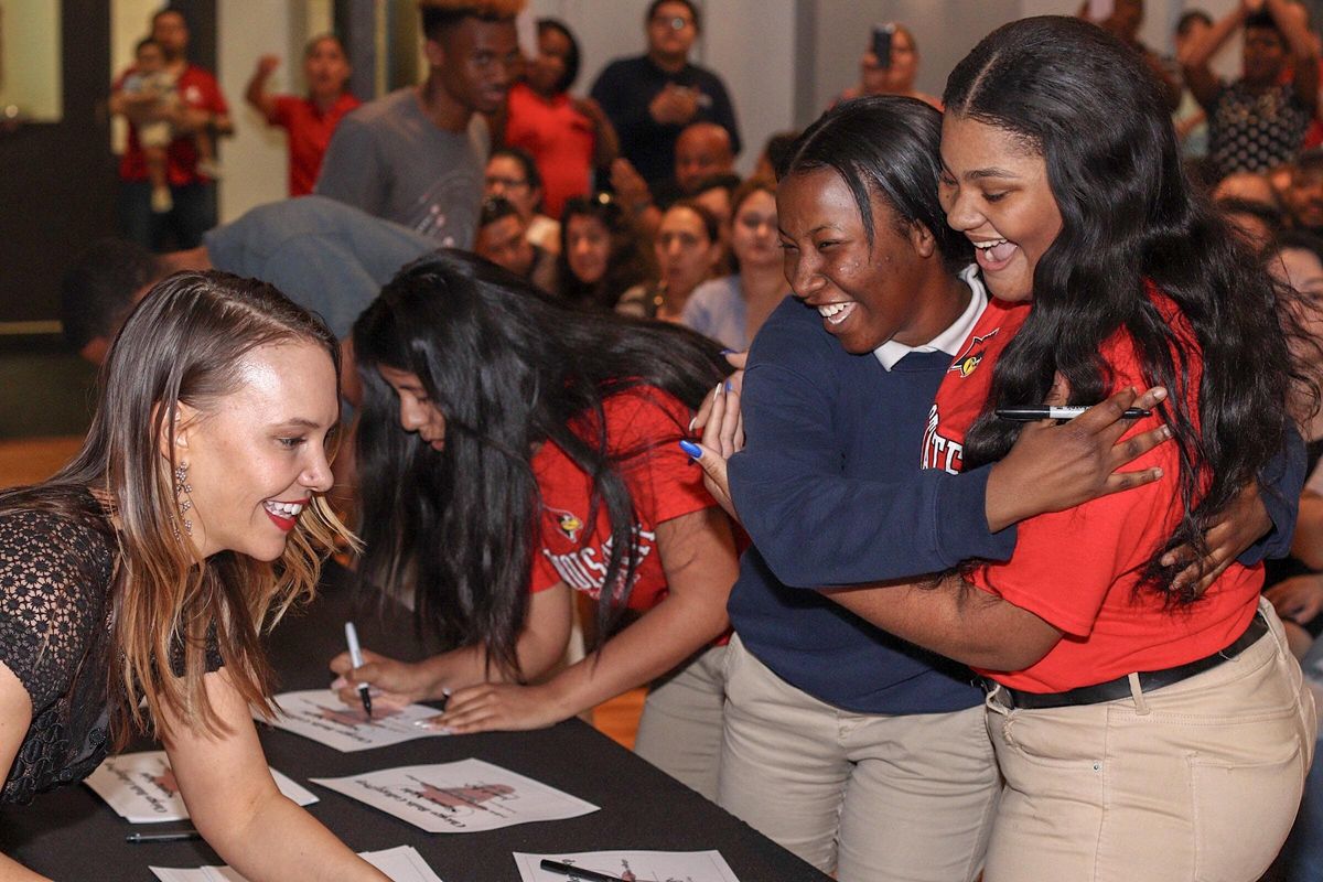 Class of 2023 Senior Choice Signing Night, Chicago Bulls College Prep ...