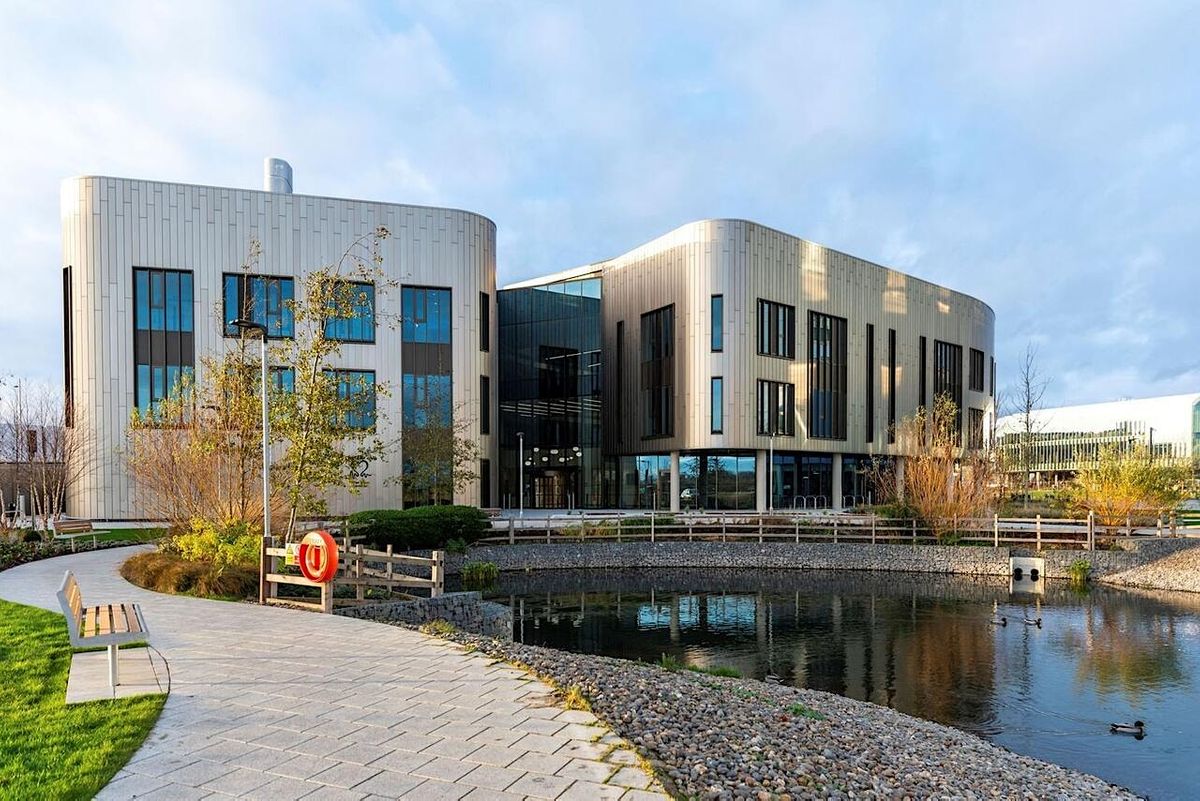 HLRI Building Induction, Heart & Lung Research Institute, Cambridge, 16 ...