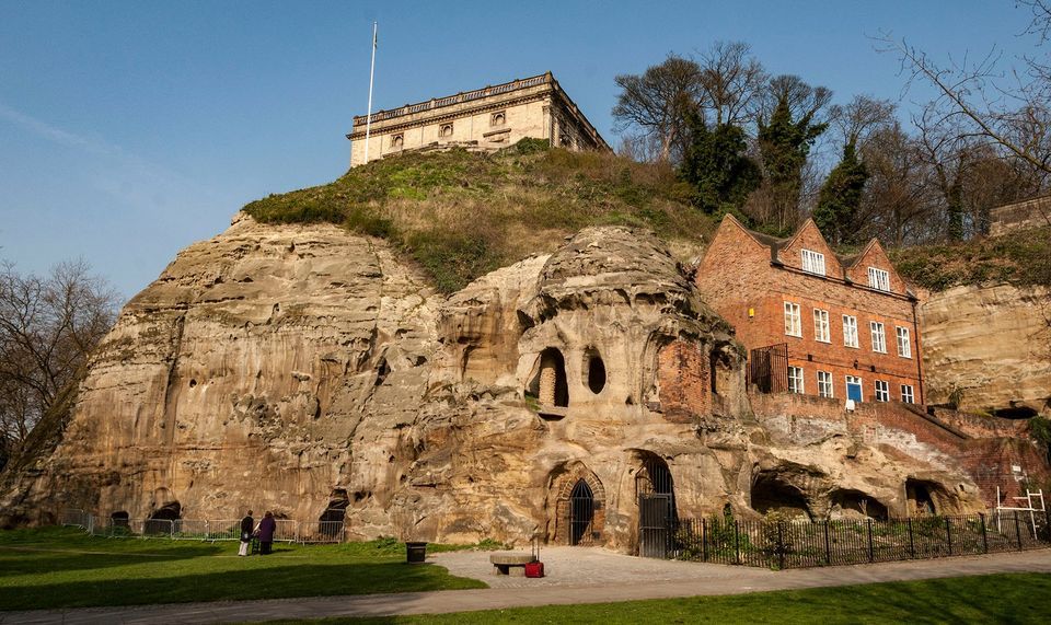 EVENING LECTURE: Revisiting Emplacement of Igneous intrusions in the UK ...