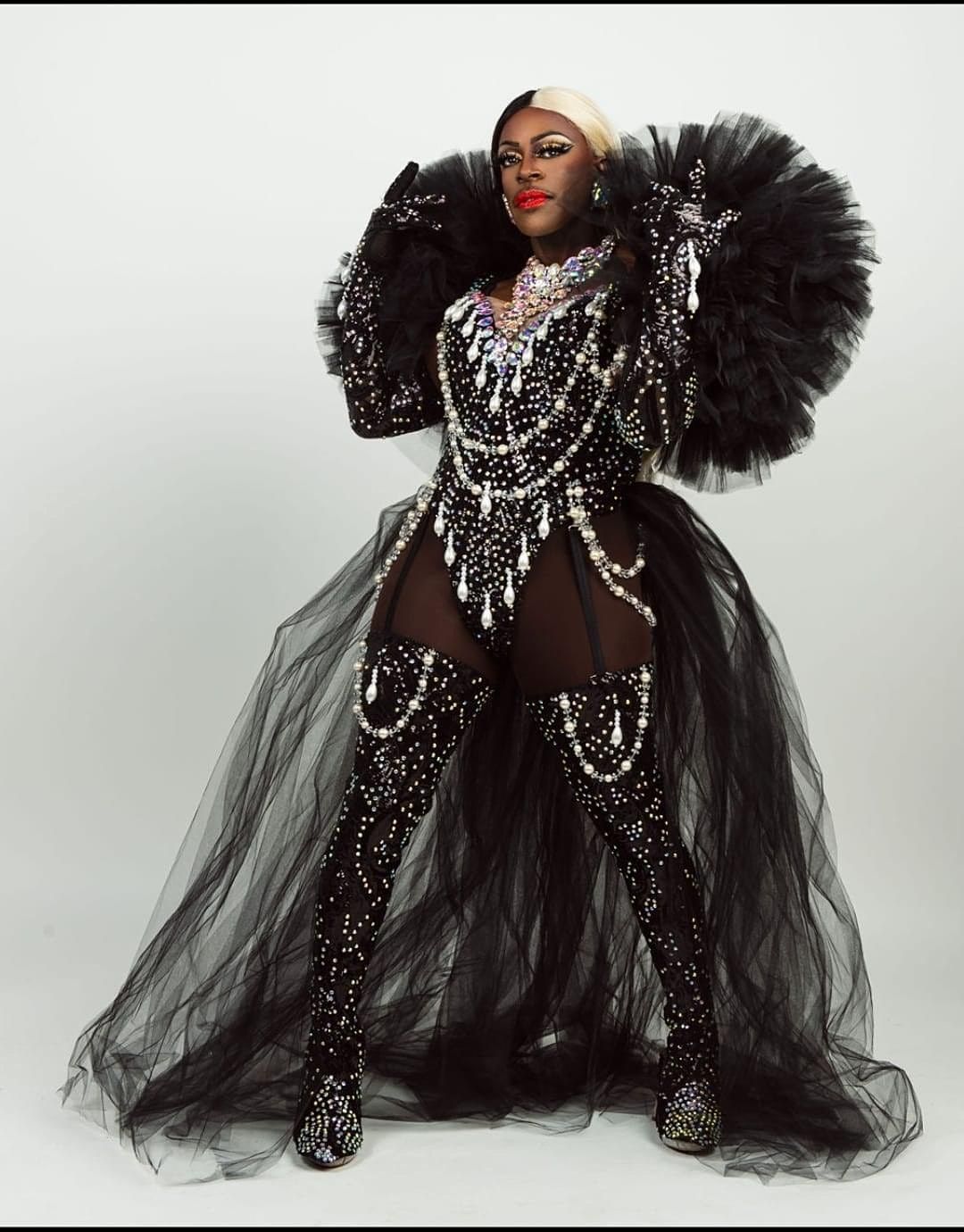 Tasty Tuesday Drag Show w/ Mz. Ruff N Stuff, The Promontory, Chicago, 6 ...