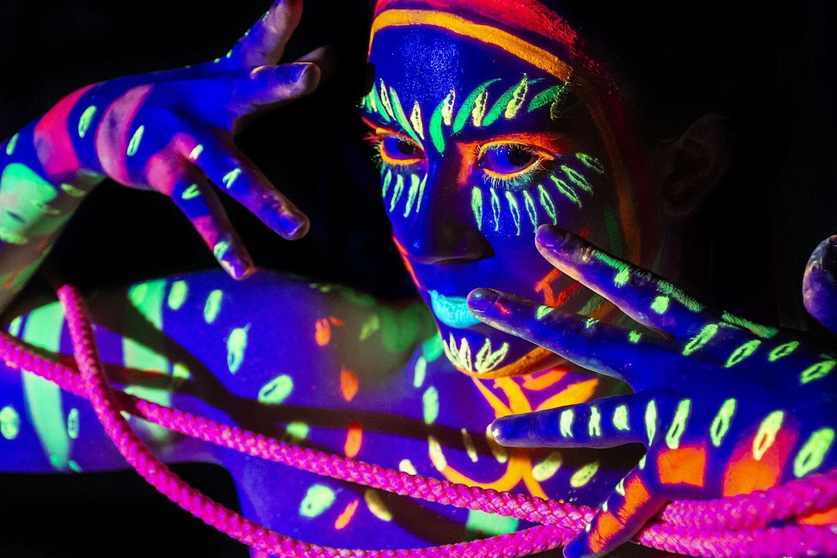 NEON NAKED LIFE DRAWING | THE BIG CHILL | KINGS CROSS, Big Chill ...