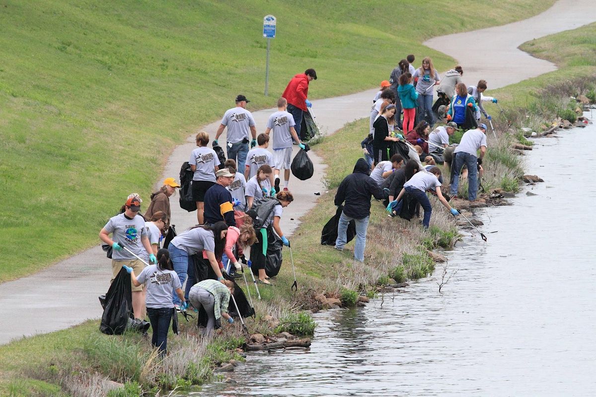 2023 Ark River Clean-Up, Parking Lot, Wichita, 6 May 2023