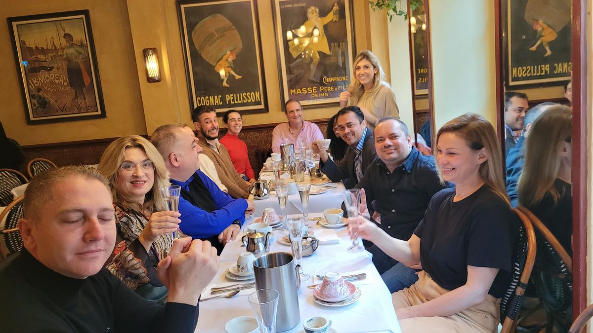 Saturday Afternoon Tea (Prosecco optional) in Covent Garden, Boulevard ...