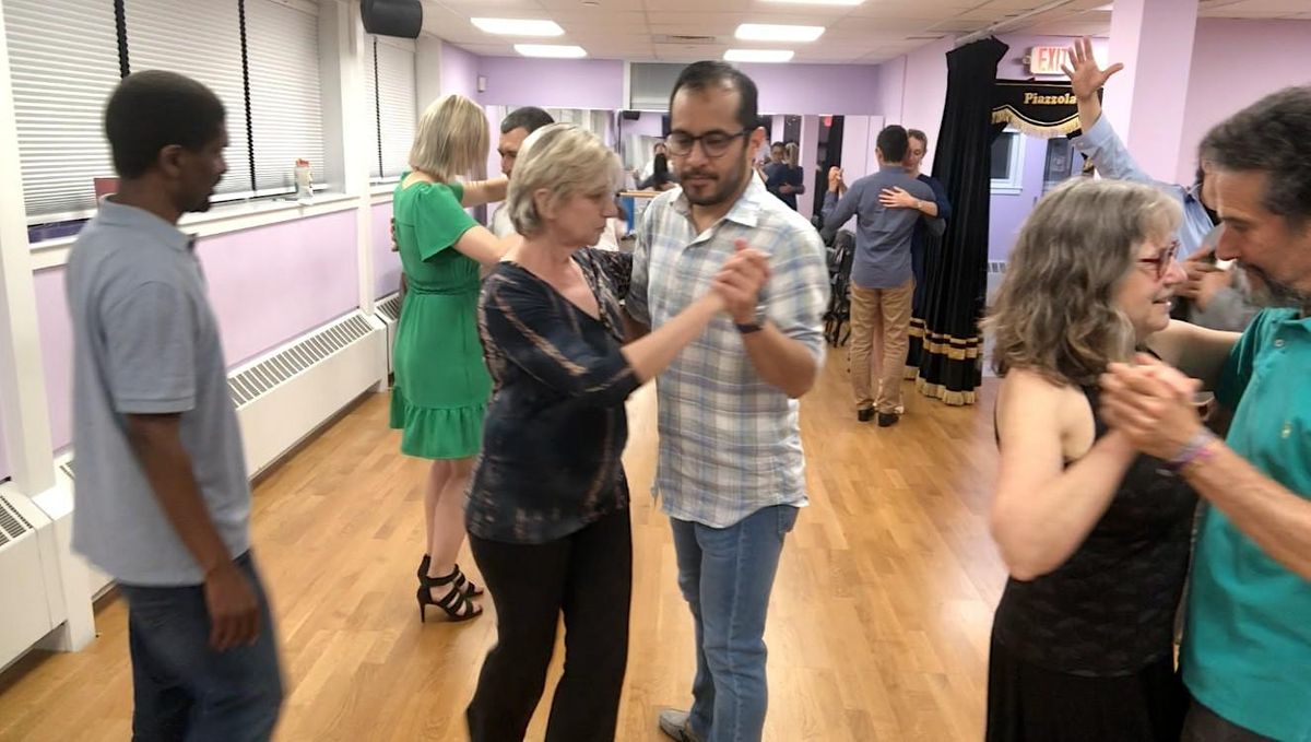 Giros from the forward cross & the back cross Intermediate Argentine ...