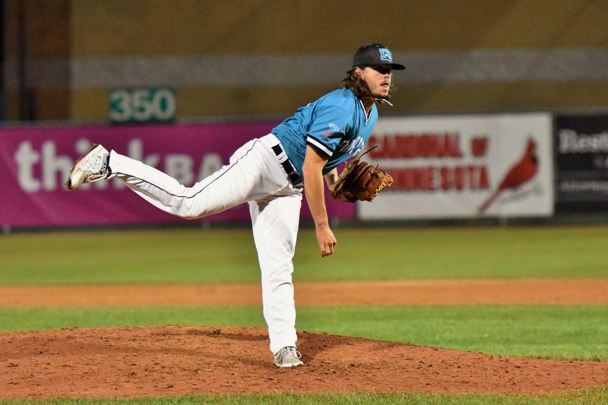 Rochester Honkers vs. Mankato MoonDogs, Mayo Ball Field, Rochester, 2 ...