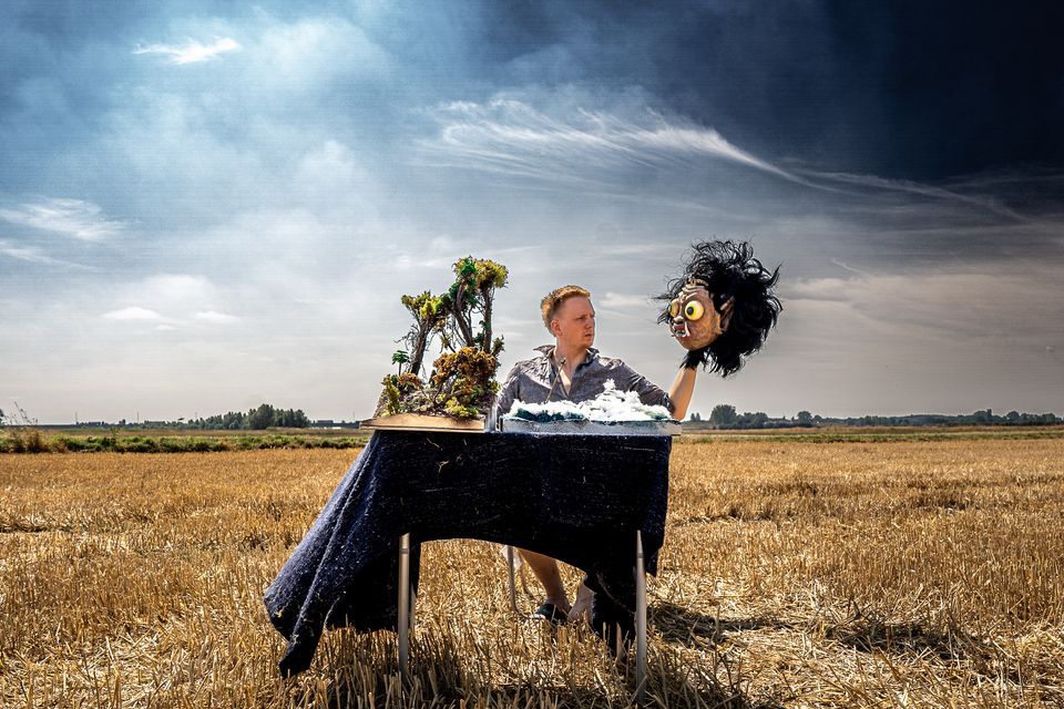 SPROOK: rauwe sprookjes in rapvorm, Restaurant Bouwkunde, Deventer, 1 ...