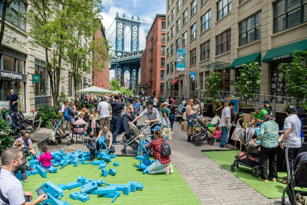 DUMBO Family Games 2025, Washington Street, Dumbo, Brooklyn, 11 May to ...
