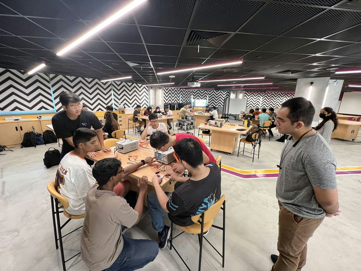 Use MATLAB, Tinkering Corner @ CDE Innovation and Design Hub, Singapore, 22 September 2025