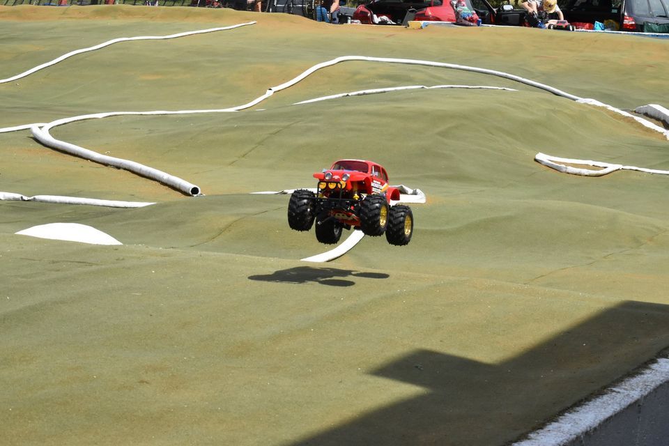 Tamiya Junkies Robin Hood Raceway meet, Robin Hood Raceway, Worksop, 26 ...