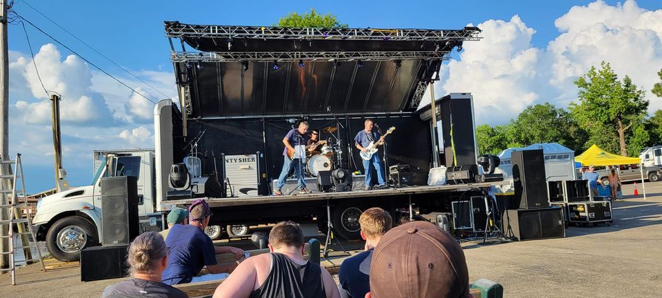 Jackleg Enterprise Plays Flipping Axes The Flipn Axe Clarksville 15 October 2022