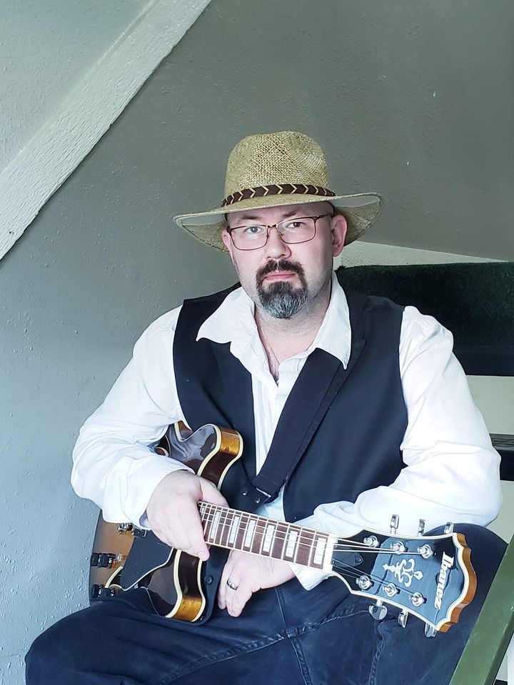 Joe C solo at the Fairfield Pub, The Fairfield Pub, 6 October 2022