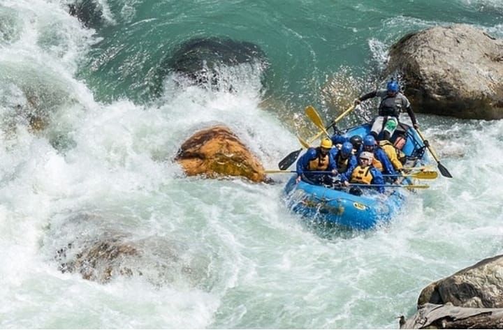 TraWell Amigos:: White Water River Rafting at Rishikesh 2022, Laxman ...
