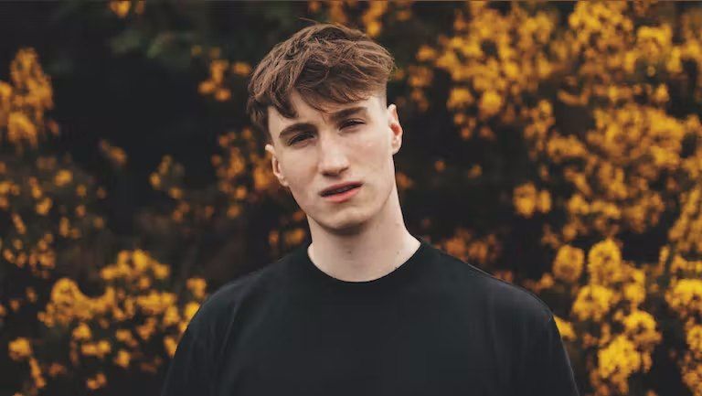 Calum Bowie at La Belle Angele, Edinburgh, La Belle Angele, Edinburgh ...