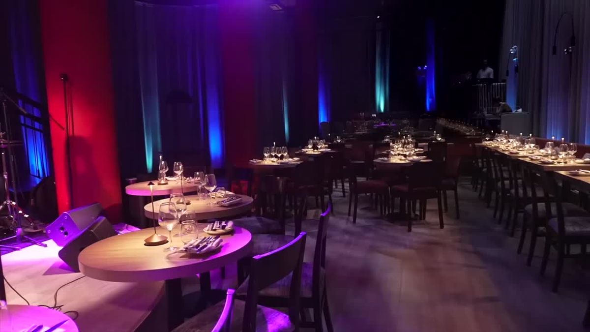 Dueling Pianos at Chelsea Table and Stage, Chelsea Table and Stage, New ...