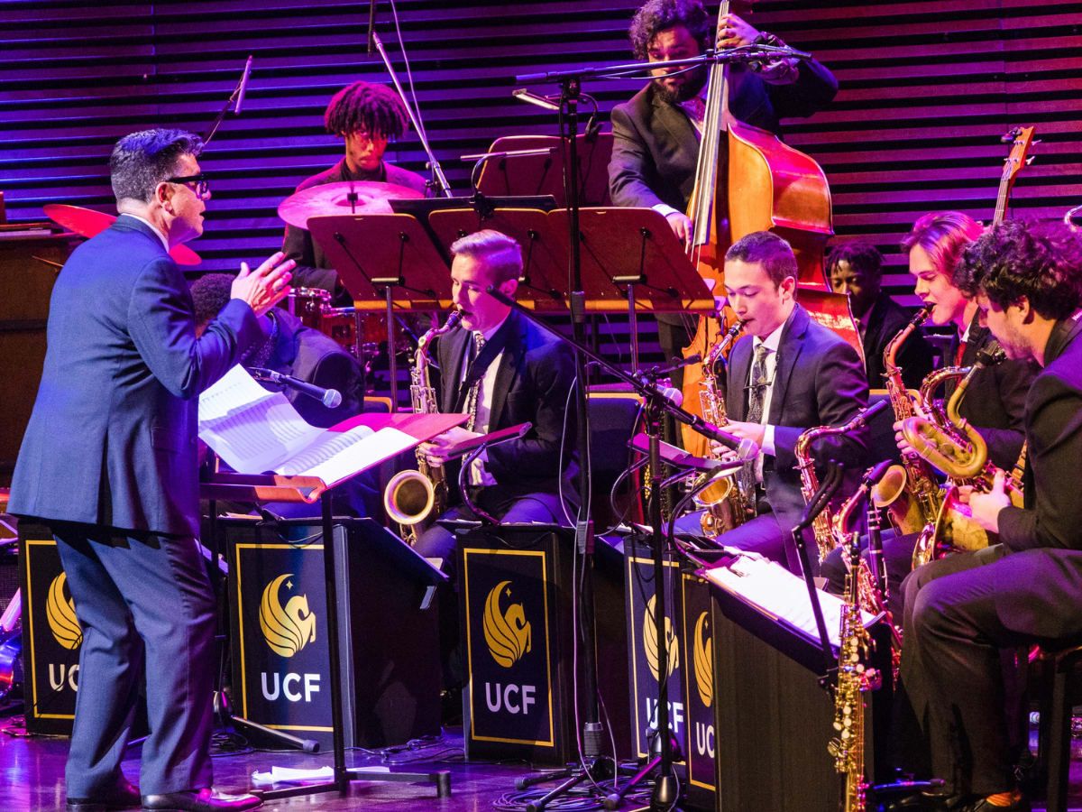 Swingin and Singin with the Flying Horse Big Band, Dr. Phillips Center ...