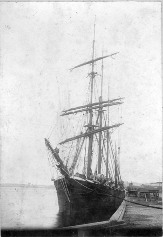 Cinema Macabre Family Special: THE GHOST AND MR CHICKEN (Alan Rafkin ...