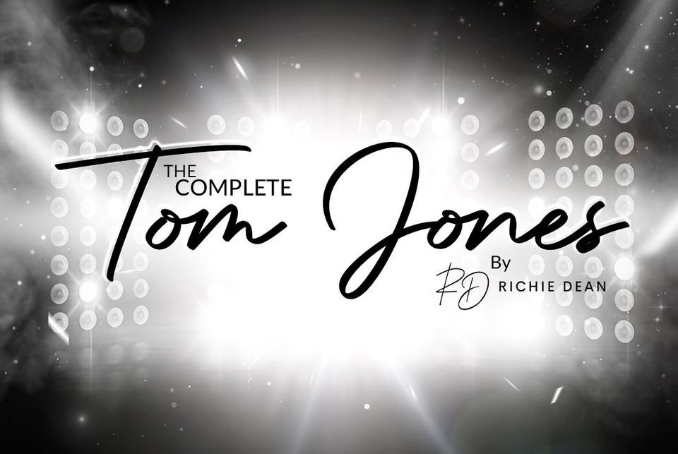 The Complete Tom Jones Solo Show, Legends Bar, Cannock, 5 August 2022